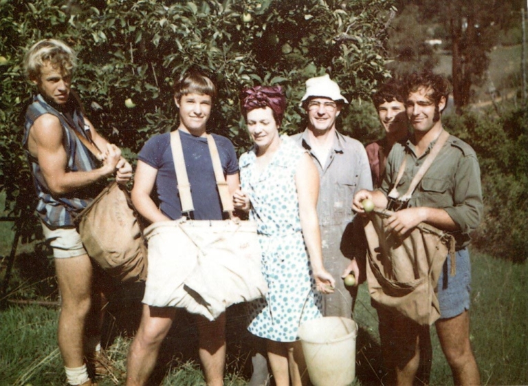 Life with more than one Granny - Apples and People